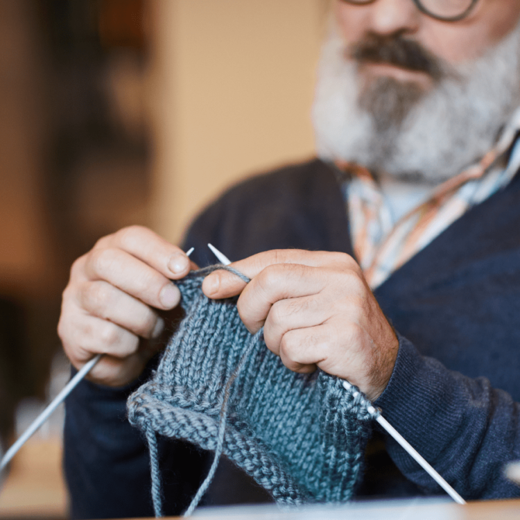 ¿Sabías que tejer a diario ayuda a mejorar tu salud mental?