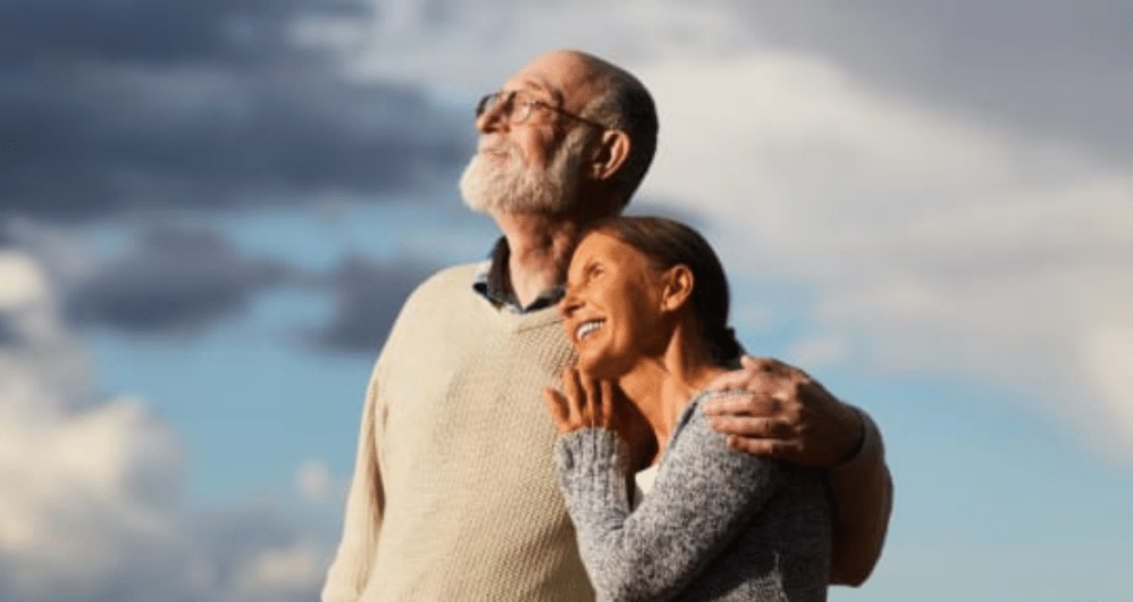 Cuidadora de adulto mayor 10 tips que te ayudarán -Docmovi